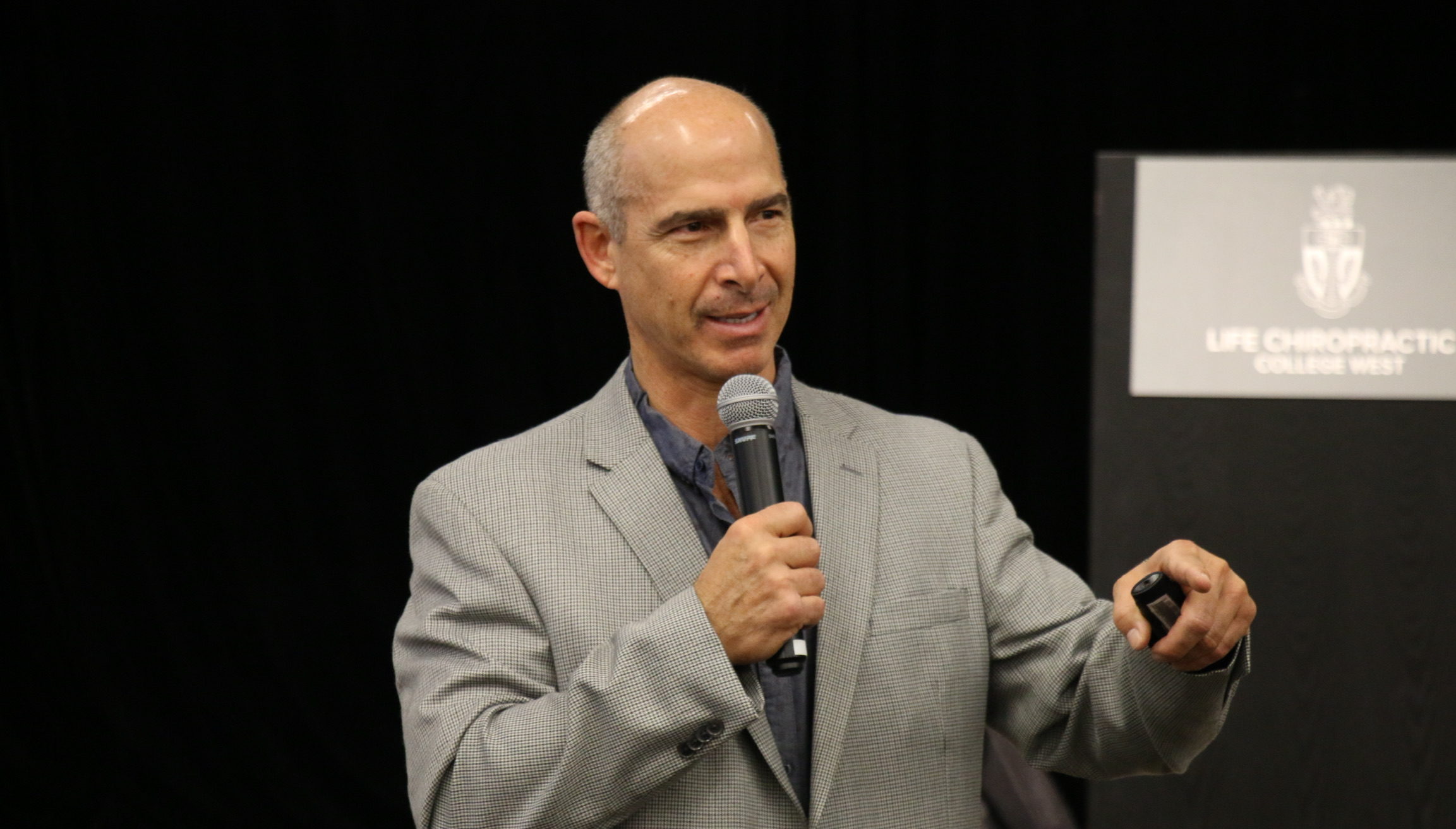 Dr. Douglas DiSiena | Dr. Courtney Ray